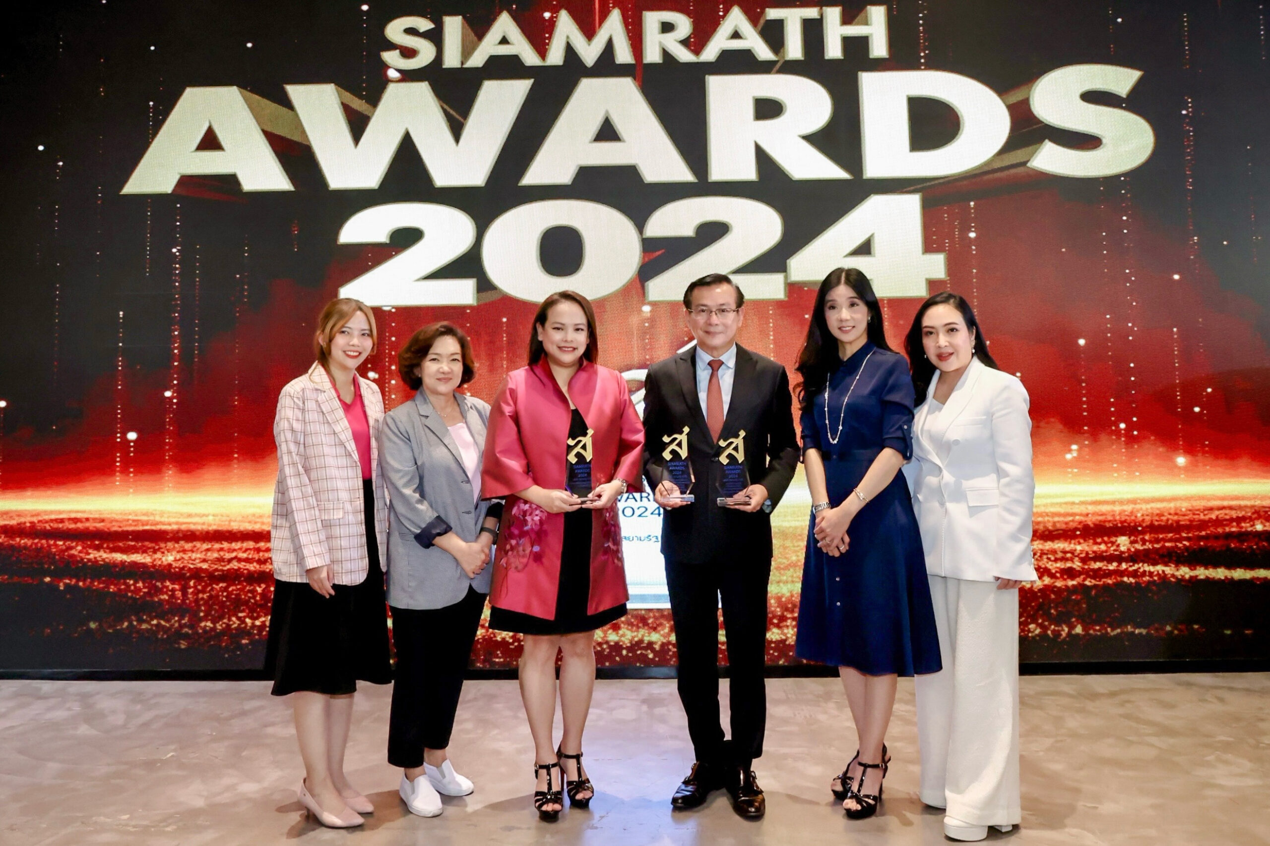 ออมสิน รับรางวัลองค์กรแห่งความยั่งยืนเพื่อสังคม - Creative Econ เว็บไซต์เศรษฐกิจสร้างสรรค์