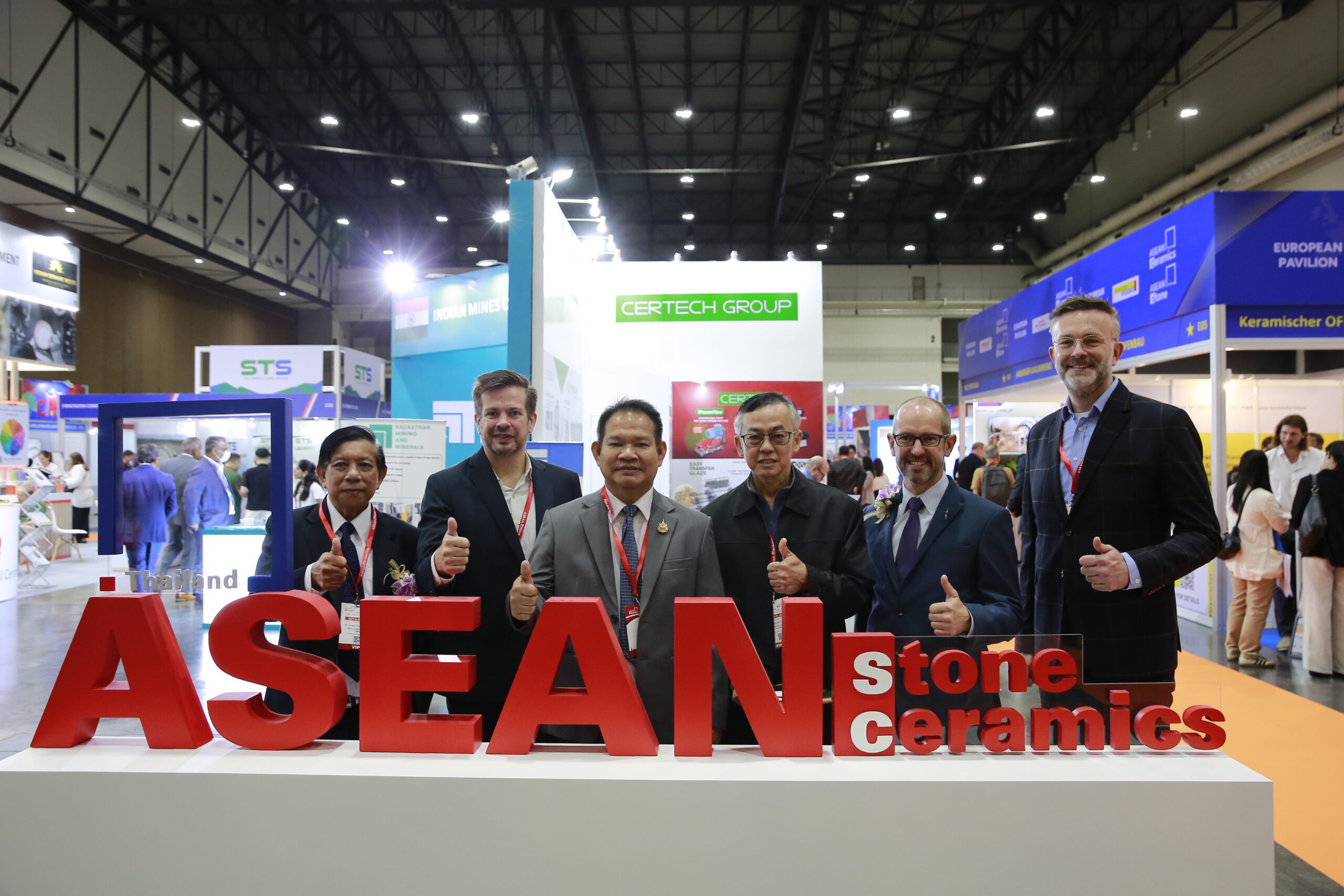 เปิดฉากยิ่งใหญ่ ASEAN Ceramics & ASEAN Stone 2025 - Creative Econ เว็บไซต์เศรษฐกิจสร้างสรรค์